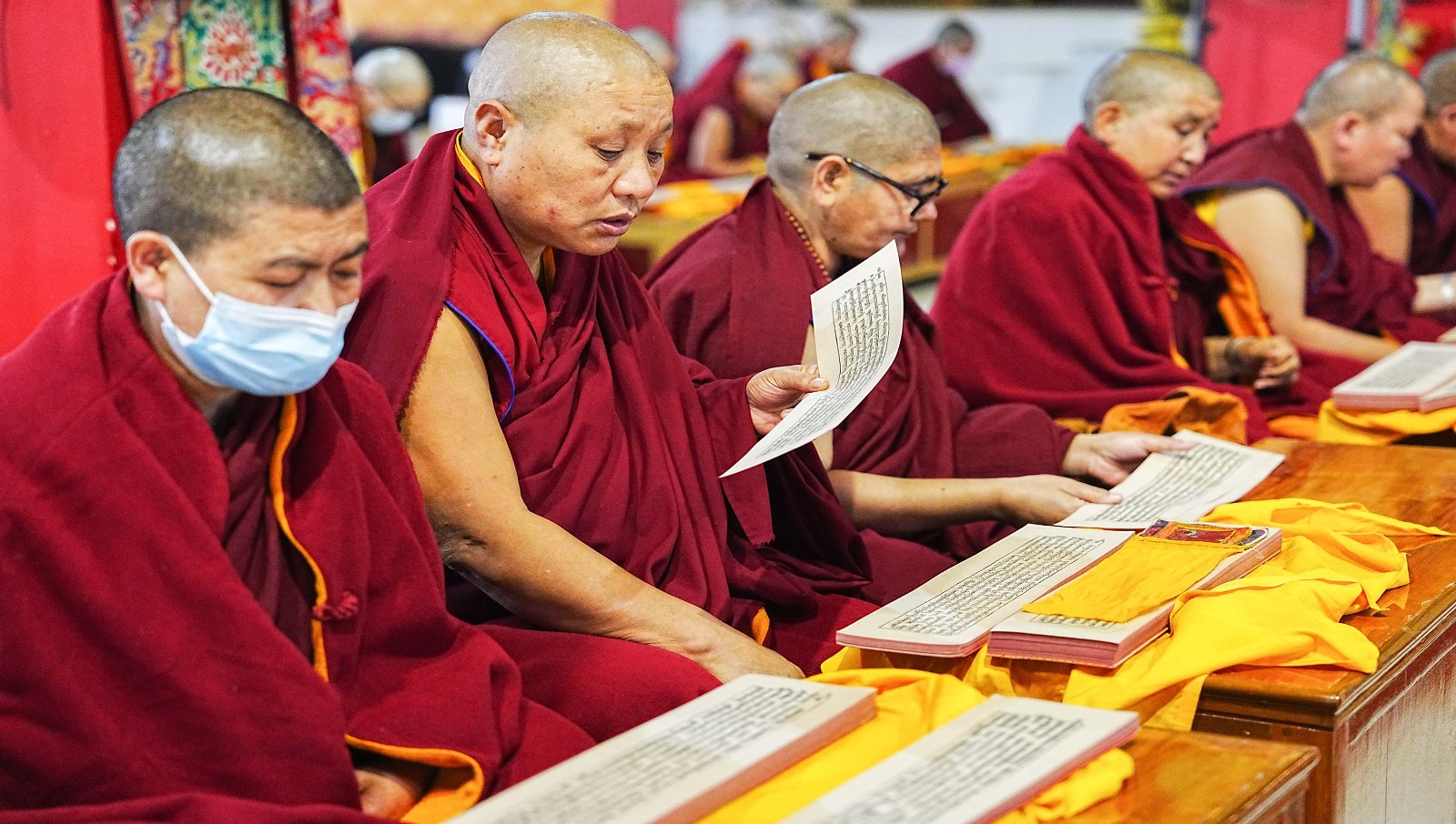 Nuns Recite Prayers and Read the Kangyur - Arya Kshema
